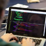 How to reduce glare on computer screen: Natural light, no direct sun ...